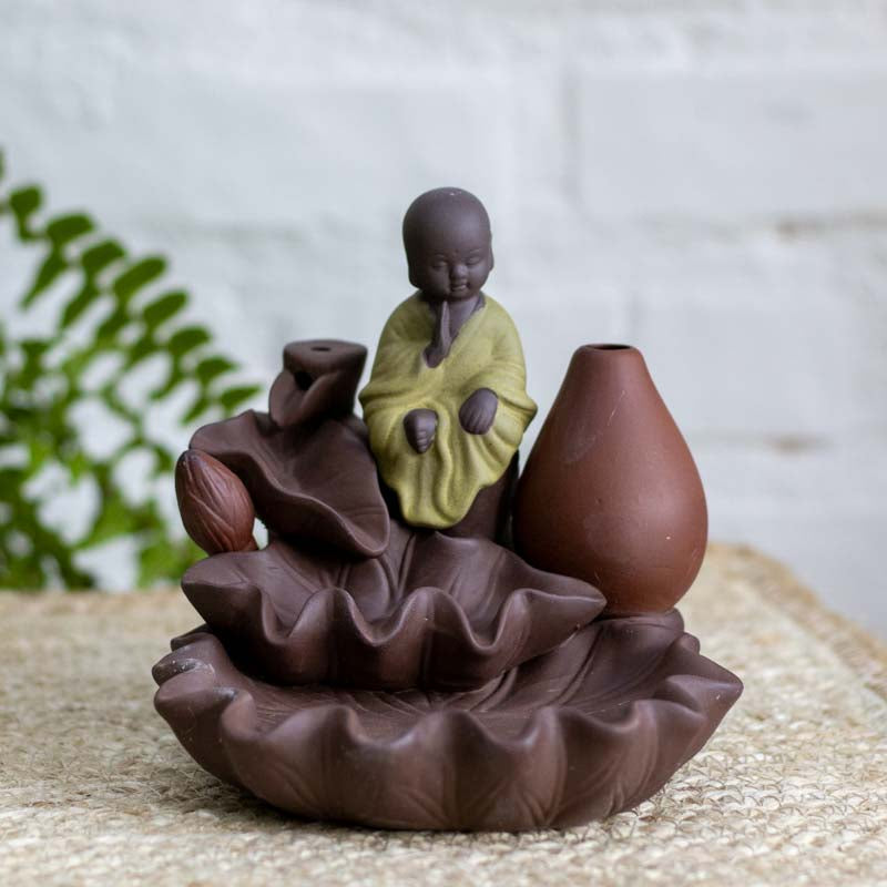 Queimador Incenso Cone Cascata Monge Meditando